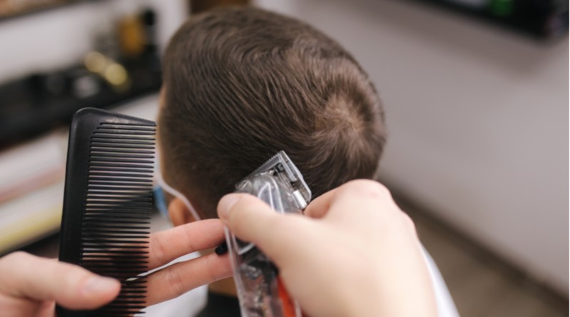 ¿Cómo cortarse el pelo con un cortapelos Cliper?